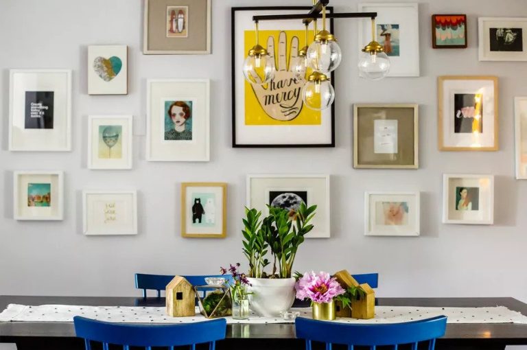 A Guide to Hanging Picture Arrangement with Maximum Impact - Homilo