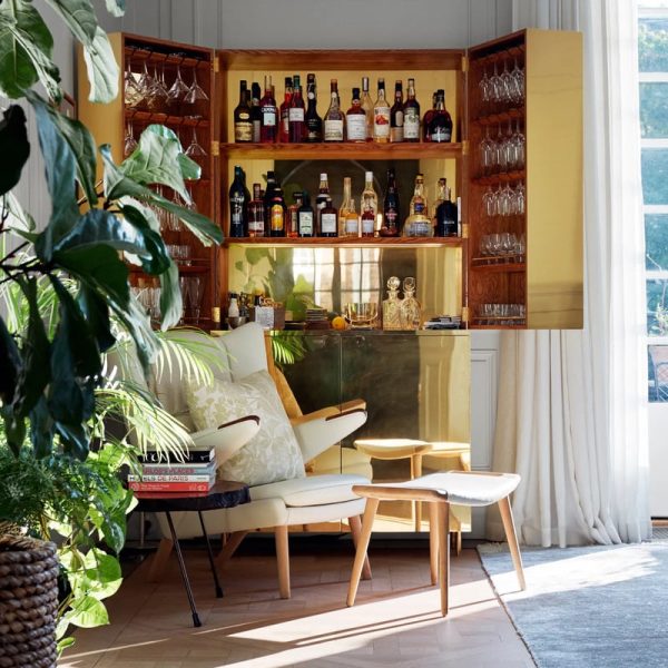 Small Home Bar Ideas That Will Make You the Life of the Party - Homilo